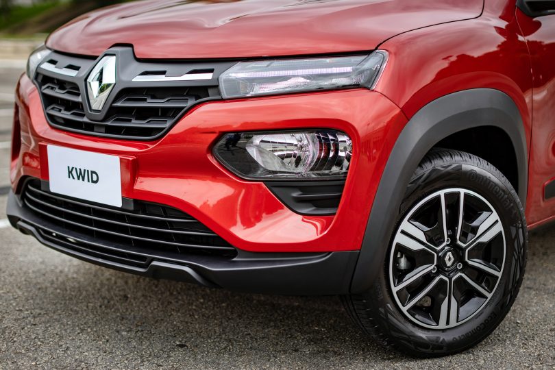 Kwid 2023 Usa Pneus EcoContact 6 Feitos Pela Continental Em Cama ari