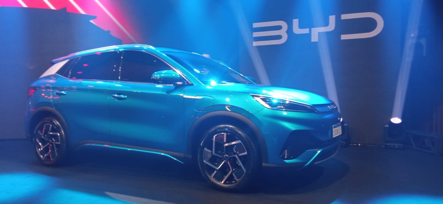 BYD lança híbrido Son Plus DM-i e elétrico Yuan Plus no Brasil – Autos ...