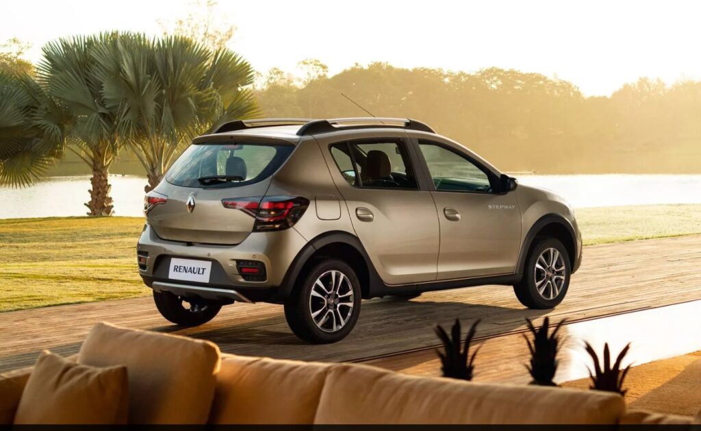 Stepway é uma boa opção de hatch no Brasil – Autos&Motos